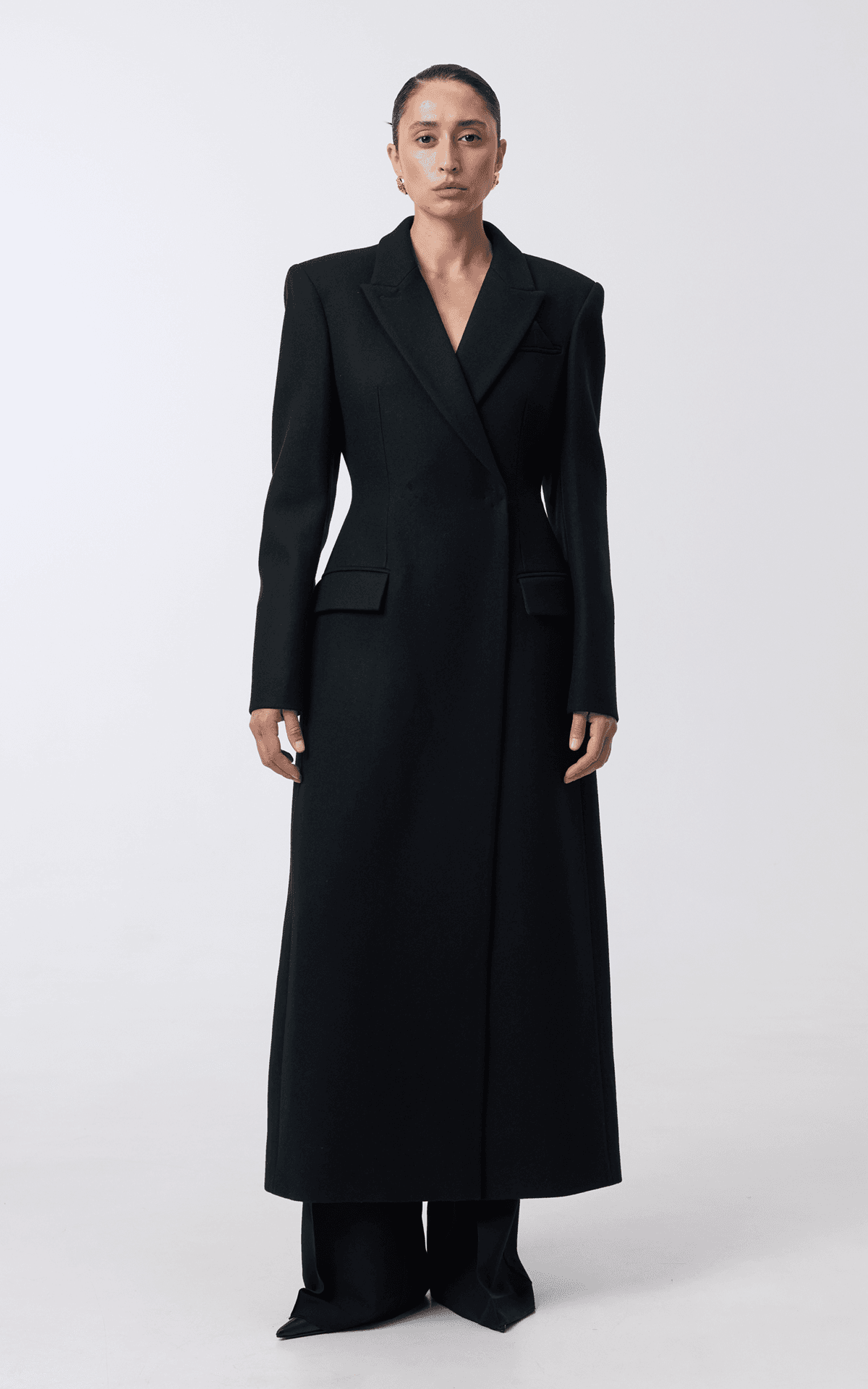 BAZHANE Store | Premium Outwear Crafted for Modern Wardrobes